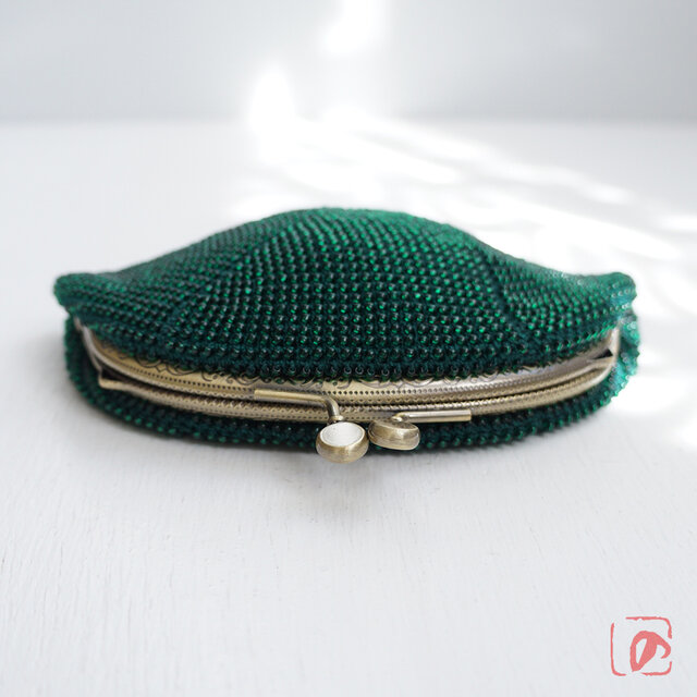 ばあば作☆シードビーズのさらに大きめがま口（havupuu・1883） | iichi ハンドメイド・クラフト作品・手仕事品の通販