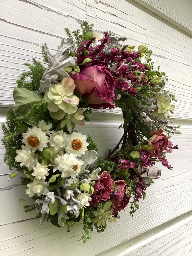 atelierBLUGRA八ヶ岳〜バラとサマーチェリーWreath | iichi ハンドメイド・クラフト作品・手仕事品の通販