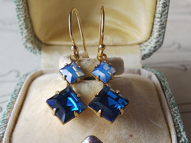 ヴィンテージ Starシャイン×モンタナBlue／Square ピアスまたはイヤリング | iichi ハンドメイド・クラフト作品・手仕事品の通販