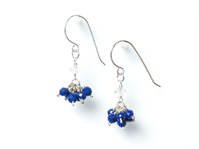 -lapis lazuli・white toraz- silver pierce | iichi 日々の暮らしを心地よくするハンドメイドやアンティークのマーケットプレイス