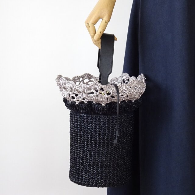 クロシェ バケットバッグ かごバッグ バスケット Bloom black×gray | iichi ハンドメイド・クラフト作品・手仕事品の通販