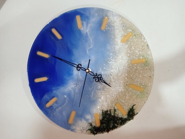 Resin Wall clock | iichi ハンドメイド・クラフト作品・手仕事品の通販