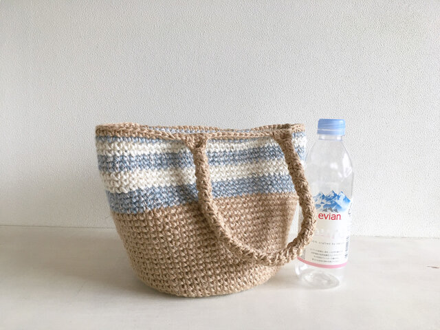 麻ひもバッグ IceBlue Mix S | iichi 日々の暮らしを心地よくするハンドメイドやアンティークのマーケットプレイス