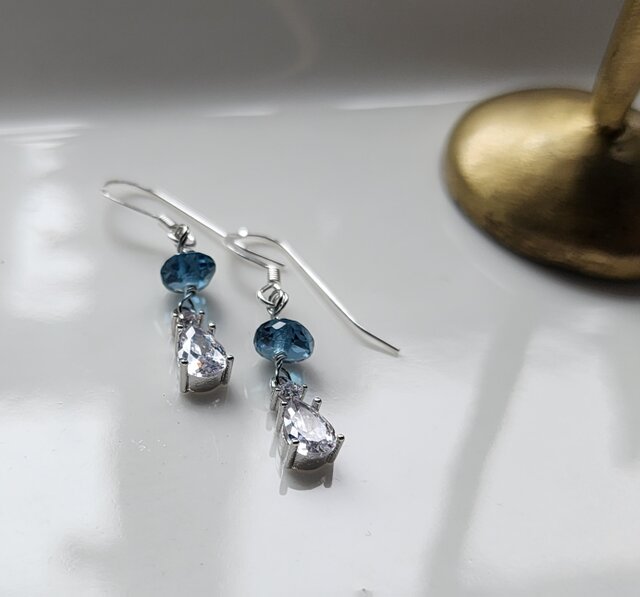 宝石質ロンドンブルートパーズAAA CZピアス(SF)/イヤリング | iichi ハンドメイド・クラフト作品・手仕事品の通販