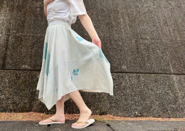 絹 silk 着物 ちりめん ボリュームたっぷりの ロングサーキュラースカート M～L | iichi 日々の暮らしを心地よくするハンドメイドやアンティークのマーケットプレイス