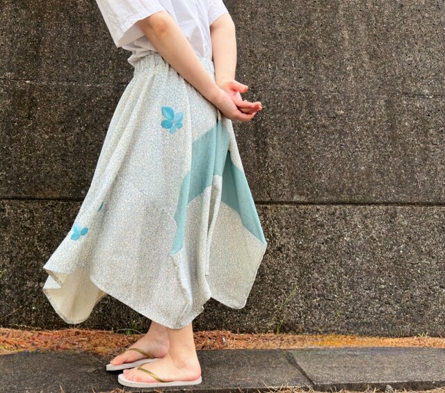 絹 silk 着物 ちりめん ボリュームたっぷりの ロングサーキュラースカート M～L | iichi 日々の暮らしを心地よくするハンドメイドやアンティークのマーケットプレイス