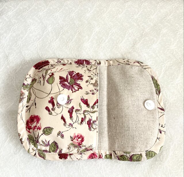リバティのminiケース garden | iichi ハンドメイド・クラフト作品・手仕事品の通販