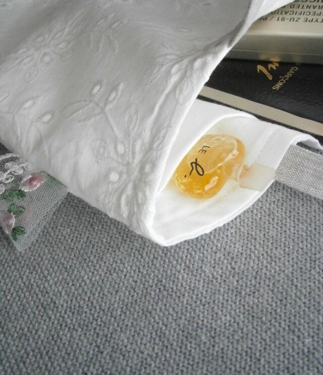 cutwork刺繍×linen Tote&Pouch | iichi ハンドメイド・クラフト作品・手仕事品の通販