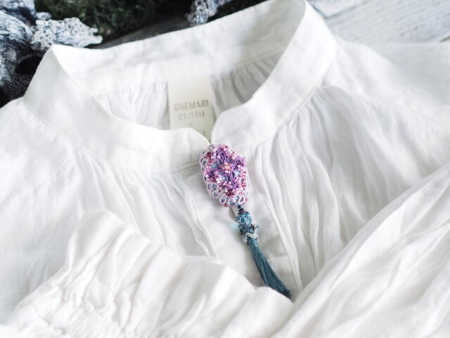 Lilacの胸飾 タッセル | iichi ハンドメイド・クラフト作品・手仕事品の通販