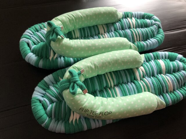 【FLIP TEE FLOP】24.5cm ミックス編みのオリジナル布ぞうり《グリーン×サックス×ホワイト》【No.177】 | iichi 日々の暮らしを心地よくするハンドメイドや ...