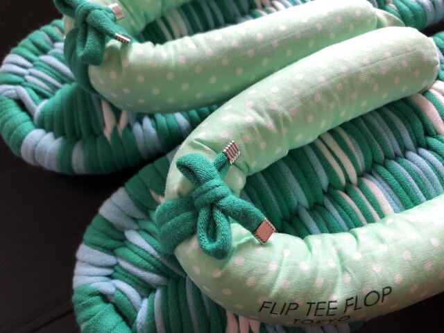 【FLIP TEE FLOP】24.5cm ミックス編みのオリジナル布ぞうり《グリーン×サックス×ホワイト》【No.177】 | iichi 日々の暮らしを心地よくするハンドメイドや ...