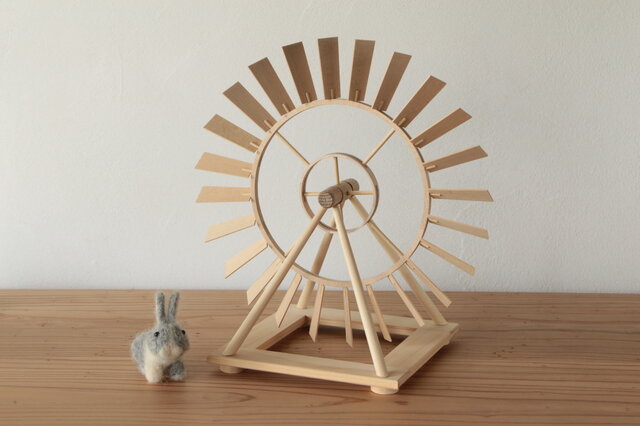 かぜしらす・木の風車 | iichi 日々の暮らしを心地よくするハンドメイドやアンティークのマーケットプレイス