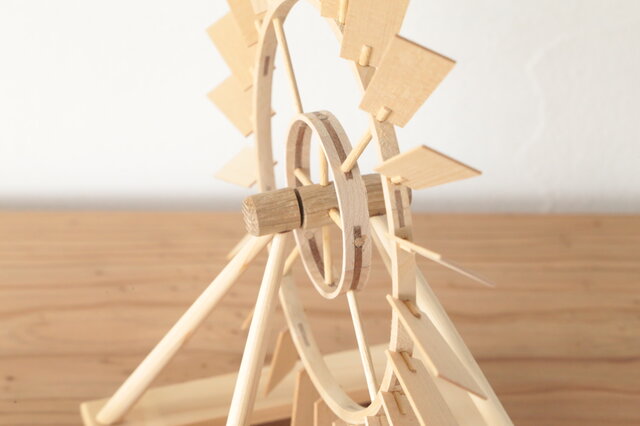 かぜしらす・木の風車 | iichi 日々の暮らしを心地よくするハンドメイドやアンティークのマーケットプレイス