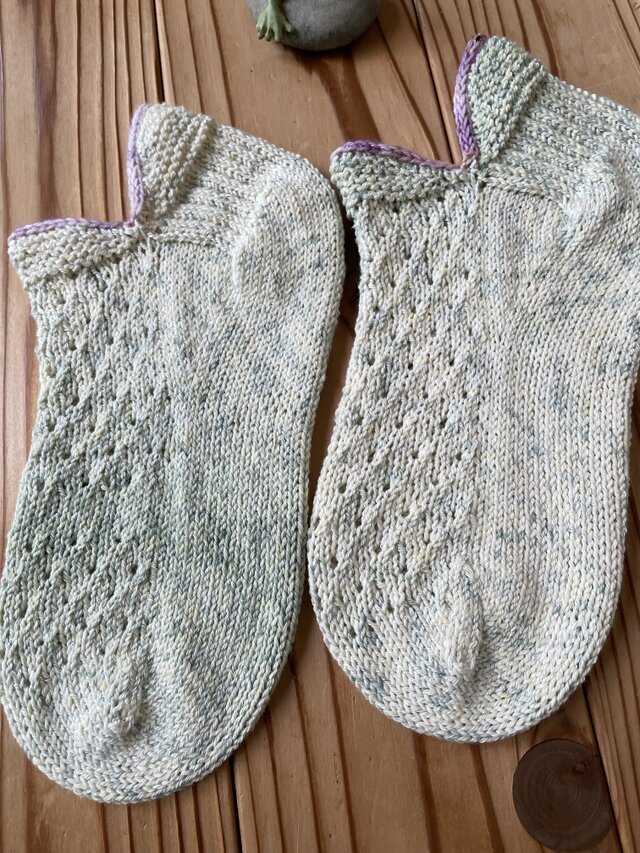 No.1220 夏うつぼソックス109匹め | iichi 日々の暮らしを心地よくするハンドメイドやアンティークのマーケットプレイス