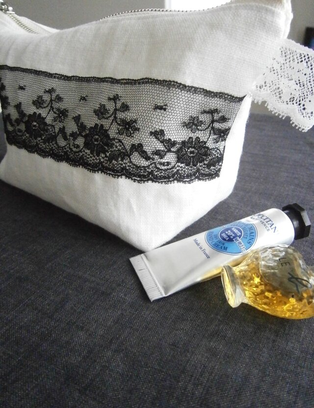 chic&chic FrenchLace×linen Pouch | iichi ハンドメイド・クラフト作品・手仕事品の通販