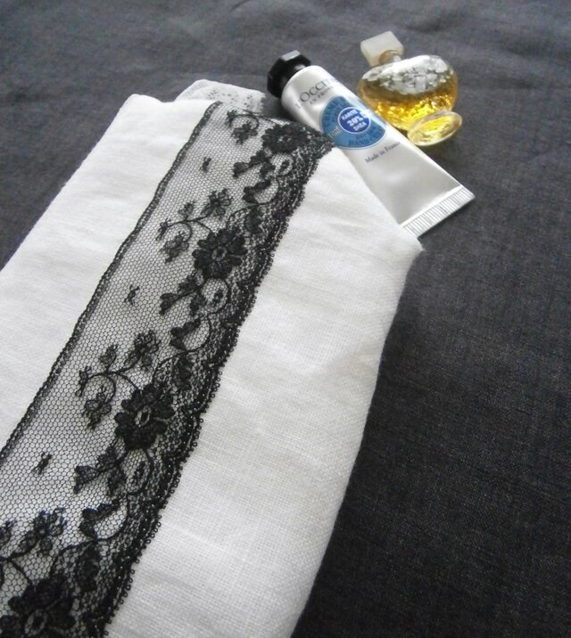 chic&chic FrenchLace×linen Pouch | iichi ハンドメイド・クラフト作品・手仕事品の通販