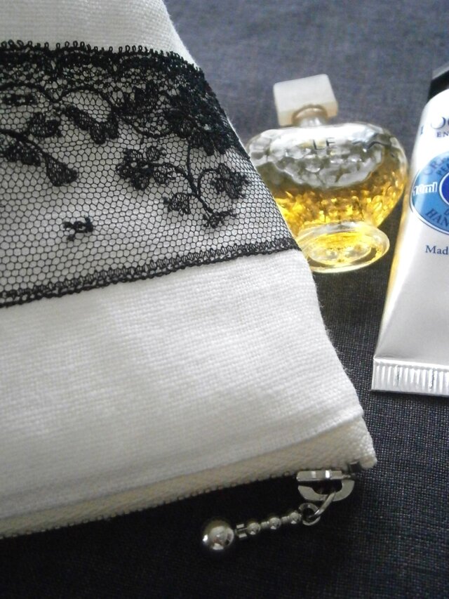 chic&chic FrenchLace×linen Pouch | iichi ハンドメイド・クラフト作品・手仕事品の通販