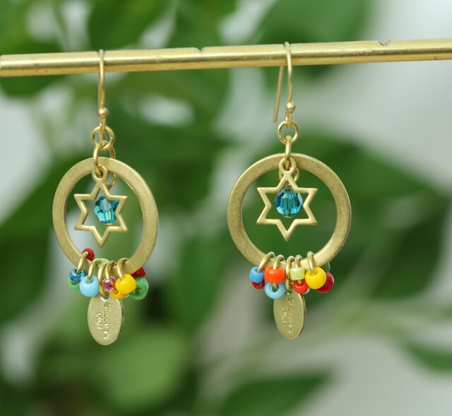 六芒星とカラフルビーズE-28 | iichi 日々の暮らしを心地よくするハンドメイドやアンティークのマーケットプレイス