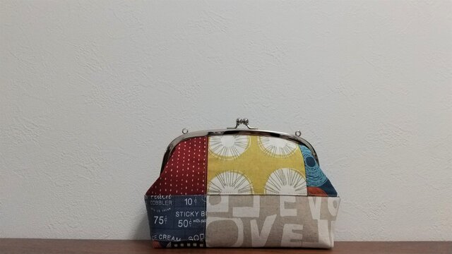 18cmくし型がま口ポーチ シルバー 3 | iichi 日々の暮らしを心地よくするハンドメイドやアンティークのマーケットプレイス