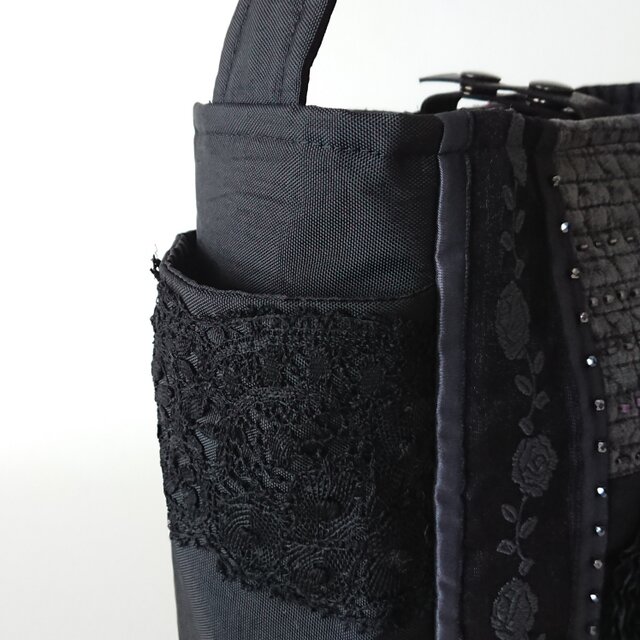black mosaic one-handle bag | iichi ハンドメイド・アンティーク・食品・ギフト・手作り
