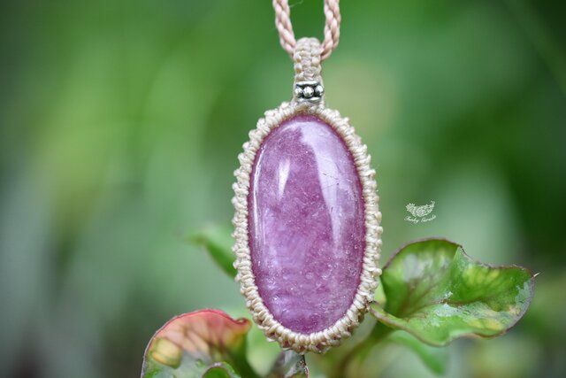 良質コランダム★ルビーマクラメネックレス1098 | iichi ハンドメイド・クラフト作品・手仕事品の通販