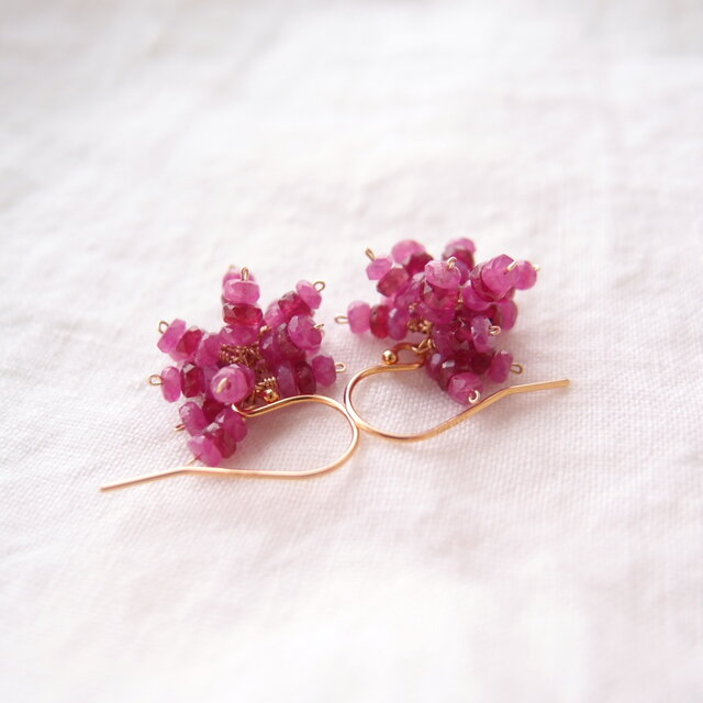【K14gf】Ruby Earrings／ルビー プチピアス | iichi ハンドメイド・クラフト作品・手仕事品の通販