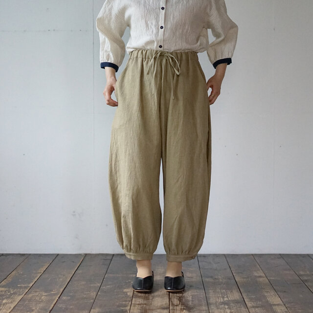綿麻ギャザーパンツ 股下55cm[ソイルベージュ] | iichi ハンドメイド・クラフト作品・手仕事品の通販