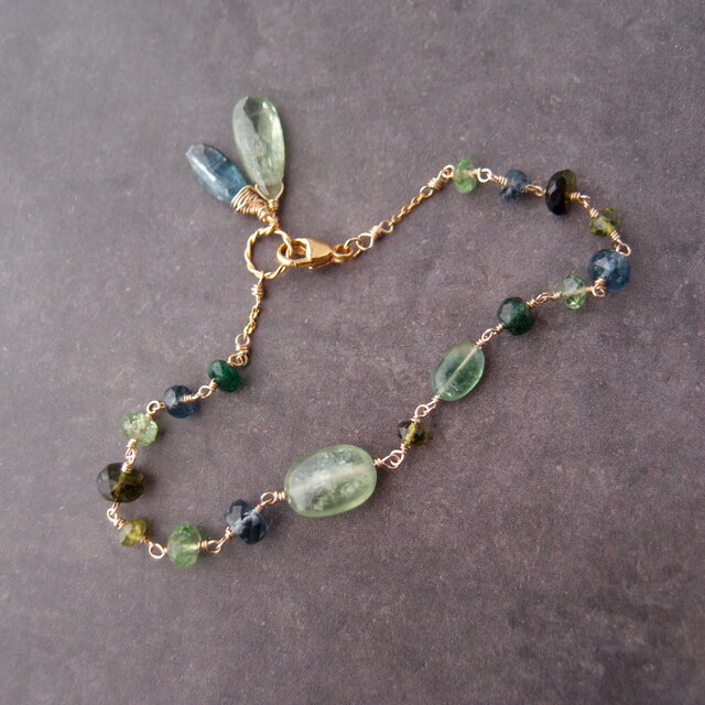 Mixed Stone Bracelet【K14gf】Green／ブレスレット | iichi ハンドメイド・クラフト作品・手仕事品の通販