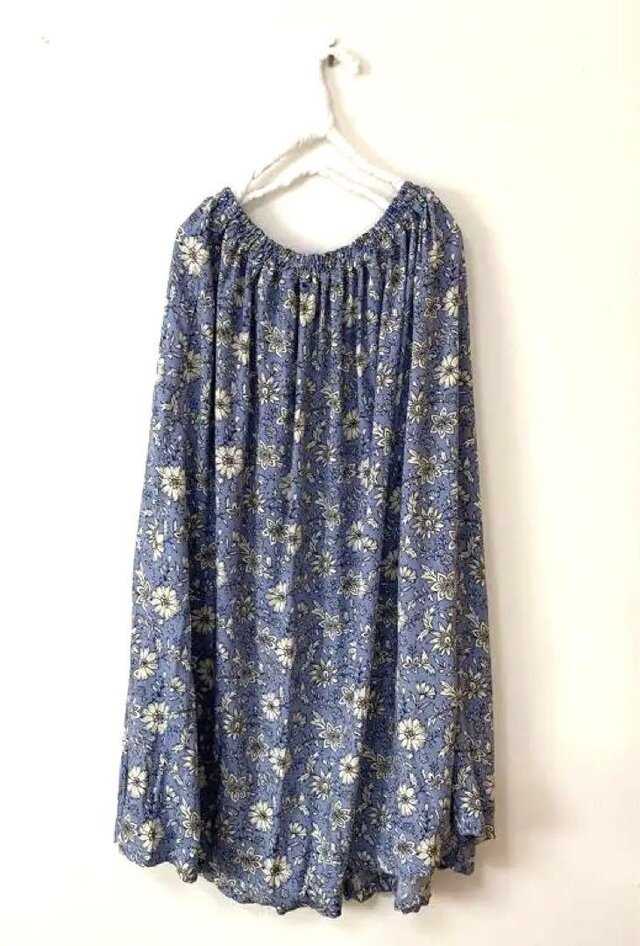 ギャザーロングスカート 更紗 メルティレーヨン 花柄/水色 丈81.5cm | iichi ハンドメイド・クラフト作品・手仕事品の通販