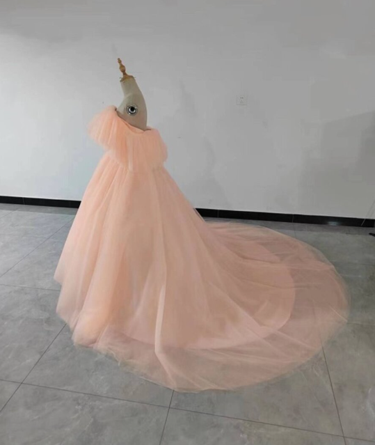 送料無料！ 美品！コーラルピンクドレス オフショルダー 華やかなトレーン/結婚式/披露宴 | iichi ハンドメイド・クラフト作品・手仕事品の通販