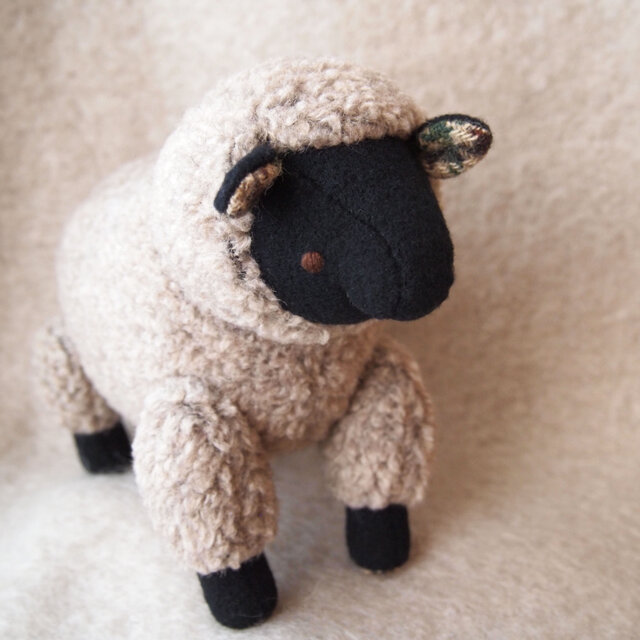 ヒツジさん | iichi ハンドメイド・アンティーク・食品・ギフト・手作り