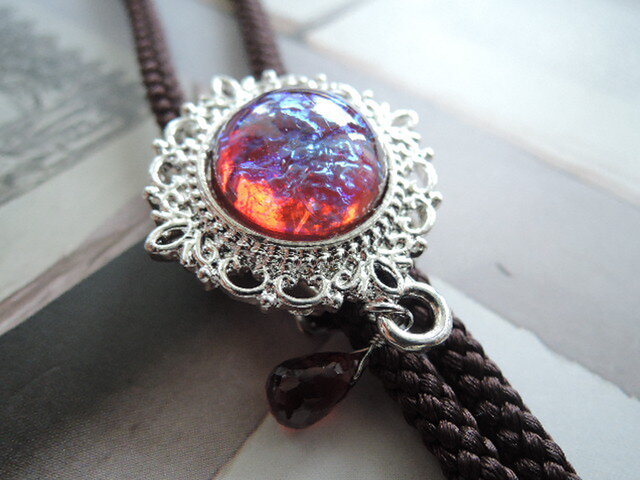 （1283）ちょっぴりアウトレットです！お洒落なループタイ☆高品質ドラゴンブレス（別名：メキシカンオパール）15㎜。・。・ | iichi - ハンドメイド・アンティーク・食品・ギフト・手作り