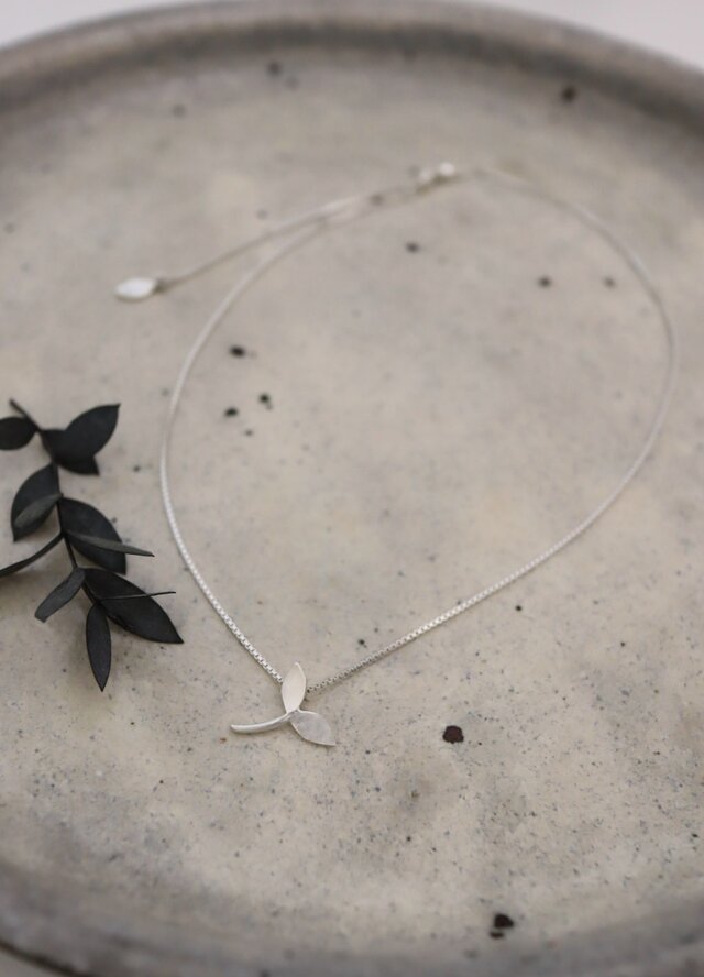 silver950 - leaf futaba ネックレス | iichi ハンドメイド・クラフト作品・手仕事品の通販