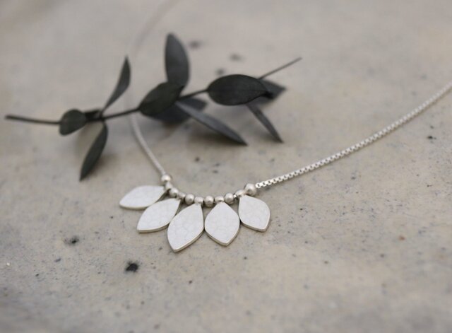 silver950 - leaf ネックレス | iichi ハンドメイド・クラフト作品・手仕事品の通販