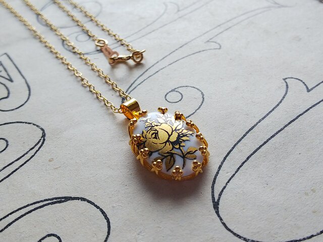 ヴィンテージ 45㎝ Gold薔薇 14Kgfネックレス（台座:Silver925製/18KGP仕上げ） | iichi ハンドメイド・アンティーク・食品・ギフト・手作り