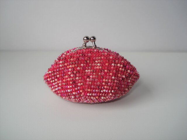 Beaded Purse --Pink Mix Ⅱ-- (Petite) 内布：Poppy's Patchwork | iichi 日々の暮らしを心地よくするハンドメイドやアンティークの ...