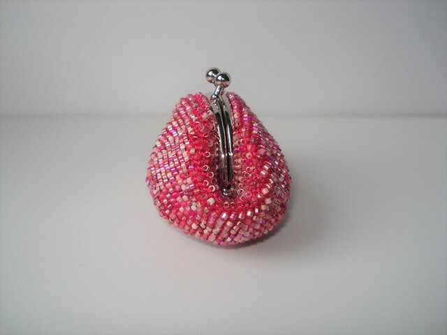 Beaded Purse --Pink Mix Ⅱ-- (Petite) 内布：Poppy's Patchwork | iichi 日々の暮らしを心地よくするハンドメイドやアンティークの ...