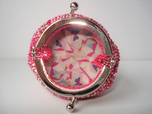 Beaded Purse --Pink Mix Ⅱ-- (Petite) 内布：Poppy's Patchwork | iichi 日々の暮らしを心地よくするハンドメイドやアンティークの ...