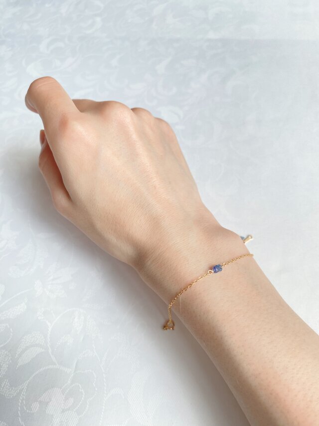 14kgf【石の囁き】非加熱セイロンブルーサファイアのブレスレット ac/325-2 | iichi ハンドメイド・クラフト作品・手仕事品の通販