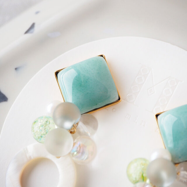 七宝焼 Bubble ピアス ~Ice green~ | iichi ハンドメイド・クラフト作品・手仕事品の通販