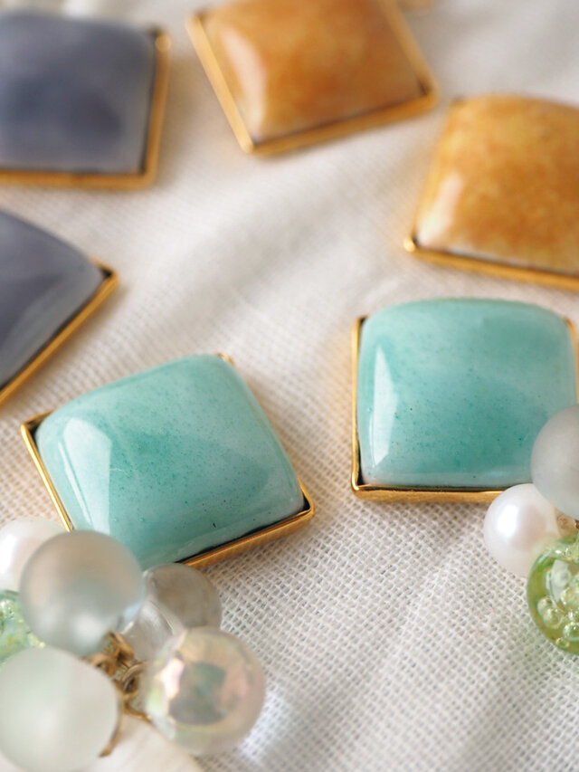 七宝焼 Bubble ピアス ~Ice green~ | iichi ハンドメイド・クラフト作品・手仕事品の通販