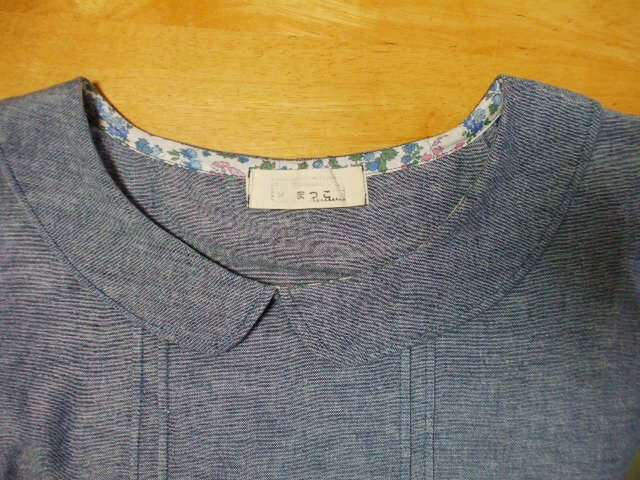 綿麻素材 薄い紺グレー色 前ピンタック入り丸衿パフスリーブワンピース 両脇ポケット付き M～Lサイズ | iichi 日々の暮らしを心地よくするハンドメイドやアンティークのマーケットプレイス