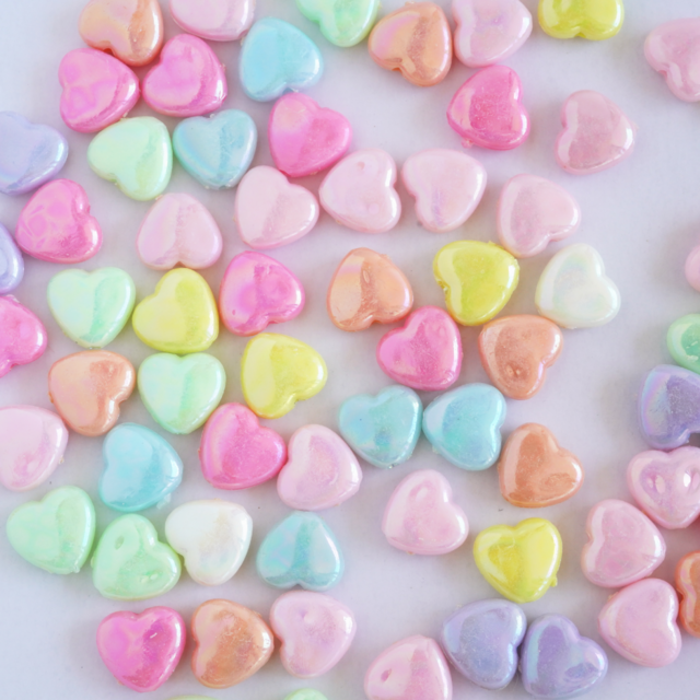 【25g】11mm オーロラカラーのハートのビーズ♪ パステルカラー ☆051 | iichi ハンドメイド・クラフト作品・手仕事品の通販