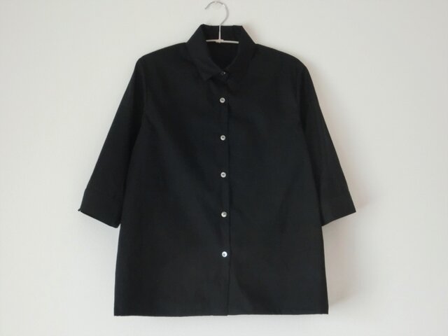 コットン 七分袖ブラウス black | iichi 日々の暮らしを心地よくするハンドメイドやアンティークのマーケットプレイス