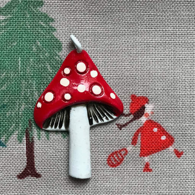 アメリカ製 メタルチャームベニテングダケB SC マッシュルーム b-2300 | iichi ハンドメイド・クラフト作品・手仕事品の通販