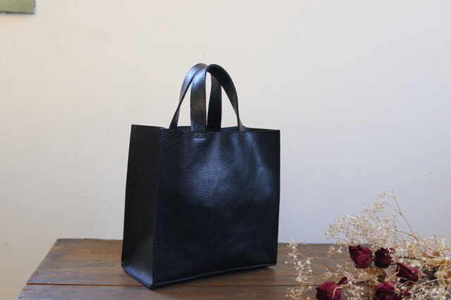 シンプルで小さなbag | iichi 日々の暮らしを心地よくするハンドメイドやアンティークのマーケットプレイス