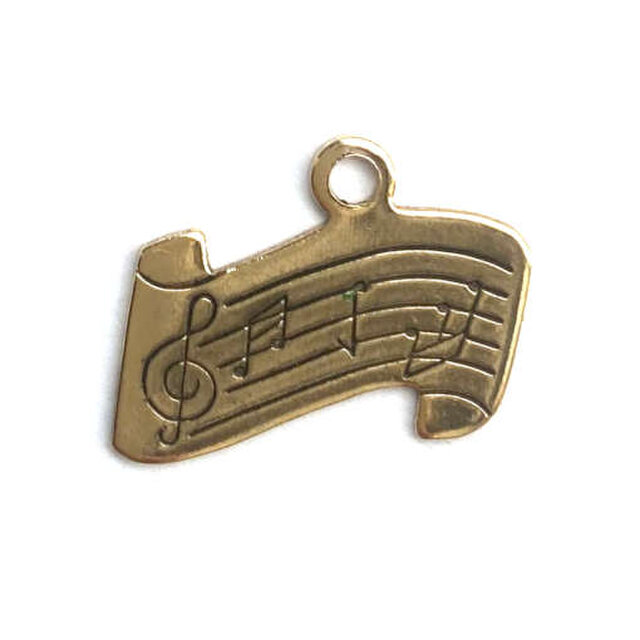 アメリカ製 メタルチャーム 楽譜 ゴールドSC 音楽 B-2705 ミュージック | iichi ハンドメイド・クラフト作品・手仕事品の通販