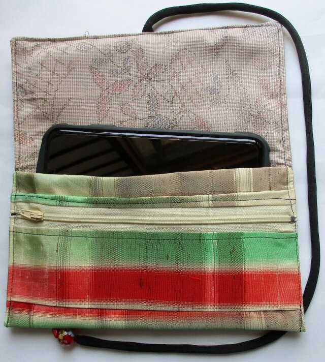 7240 紬の着物で作った和風財布・ポーチ＃送料無料 | iichi ハンドメイド・クラフト作品・手仕事品の通販