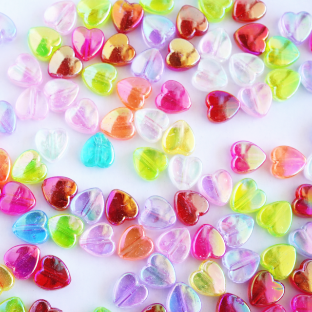 【25g】オーロラカラーの透明ハートビーズ ☆021 | iichi ハンドメイド・クラフト作品・手仕事品の通販