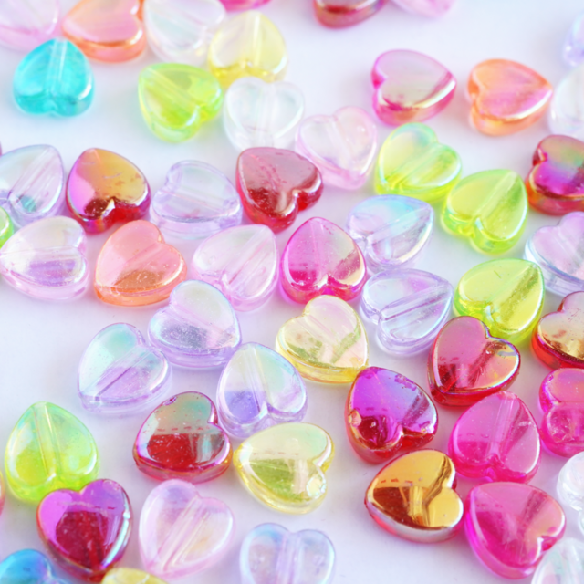 【25g】オーロラカラーの透明ハートビーズ ☆021 | iichi ハンドメイド・クラフト作品・手仕事品の通販